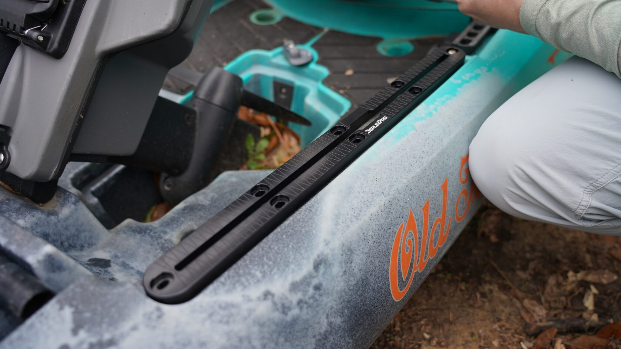 TITAN TRACKS - OLD TOWN INSTALLATION | BerleyPro