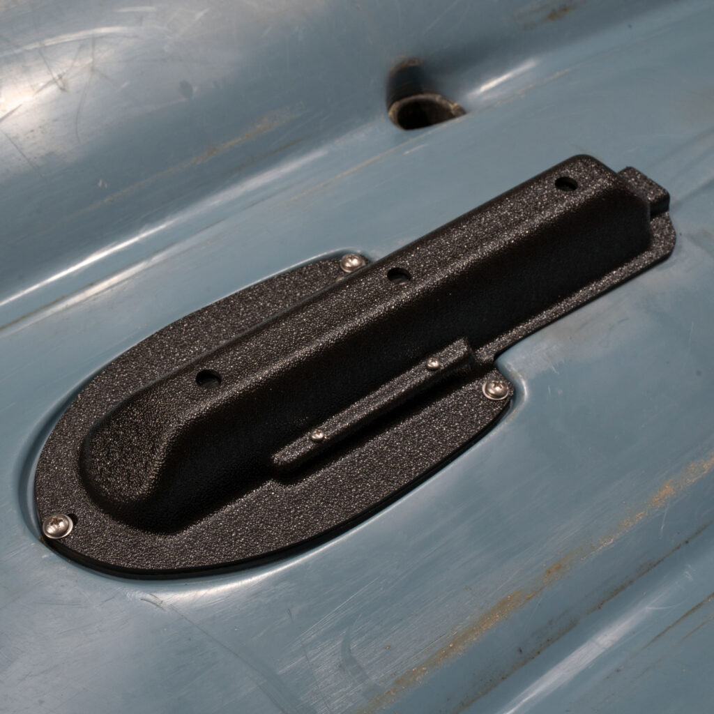 Lowrance EAGLE Triple Shot Ready Transducer Mount | BerleyPro